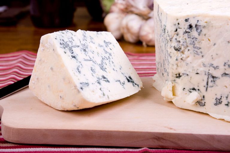 40 Blue Foods: We Love #14 {Amazingly Delicious!} - SimpleGreenMoms